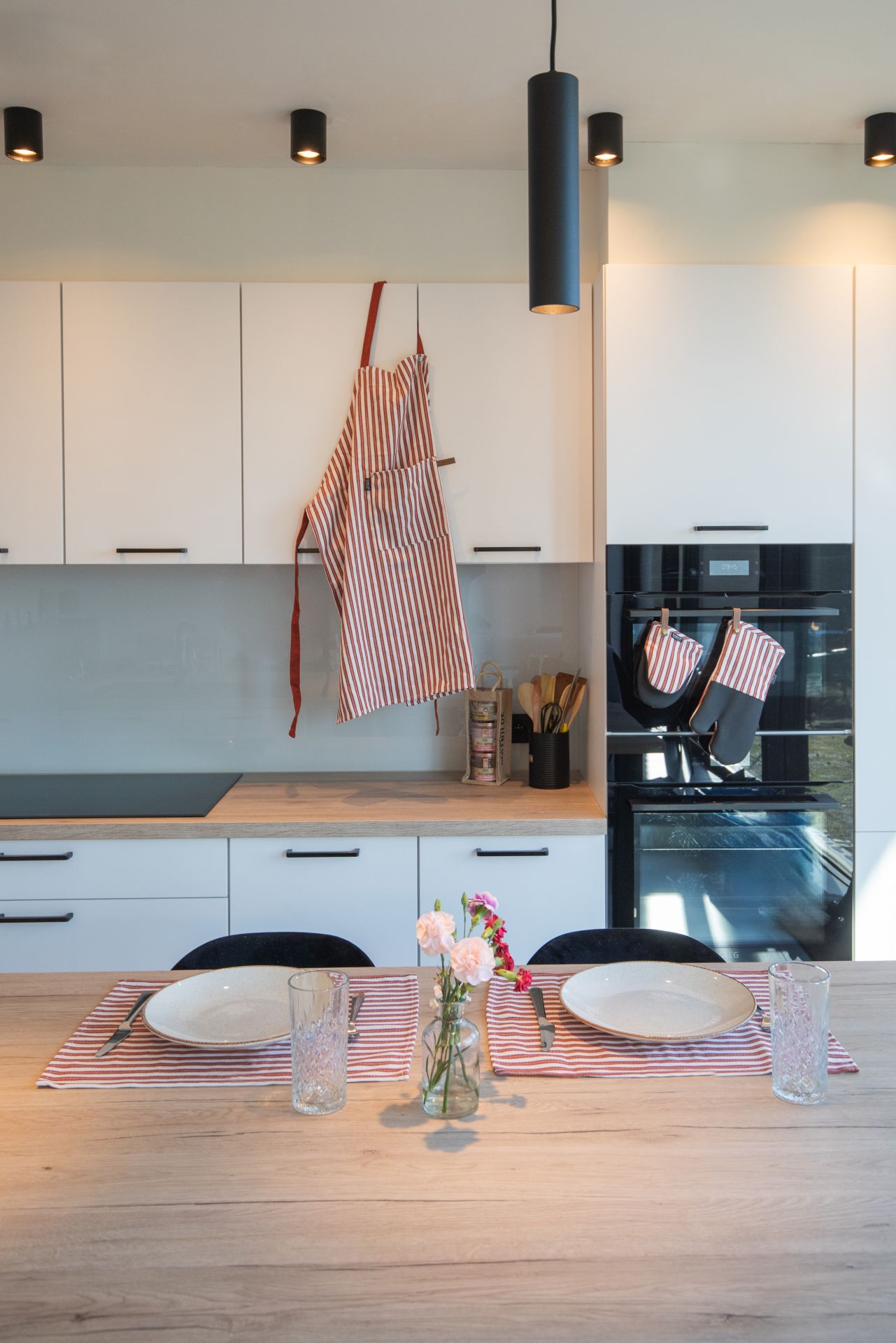 Schort Yinte 68x85 cm Burnt Brick